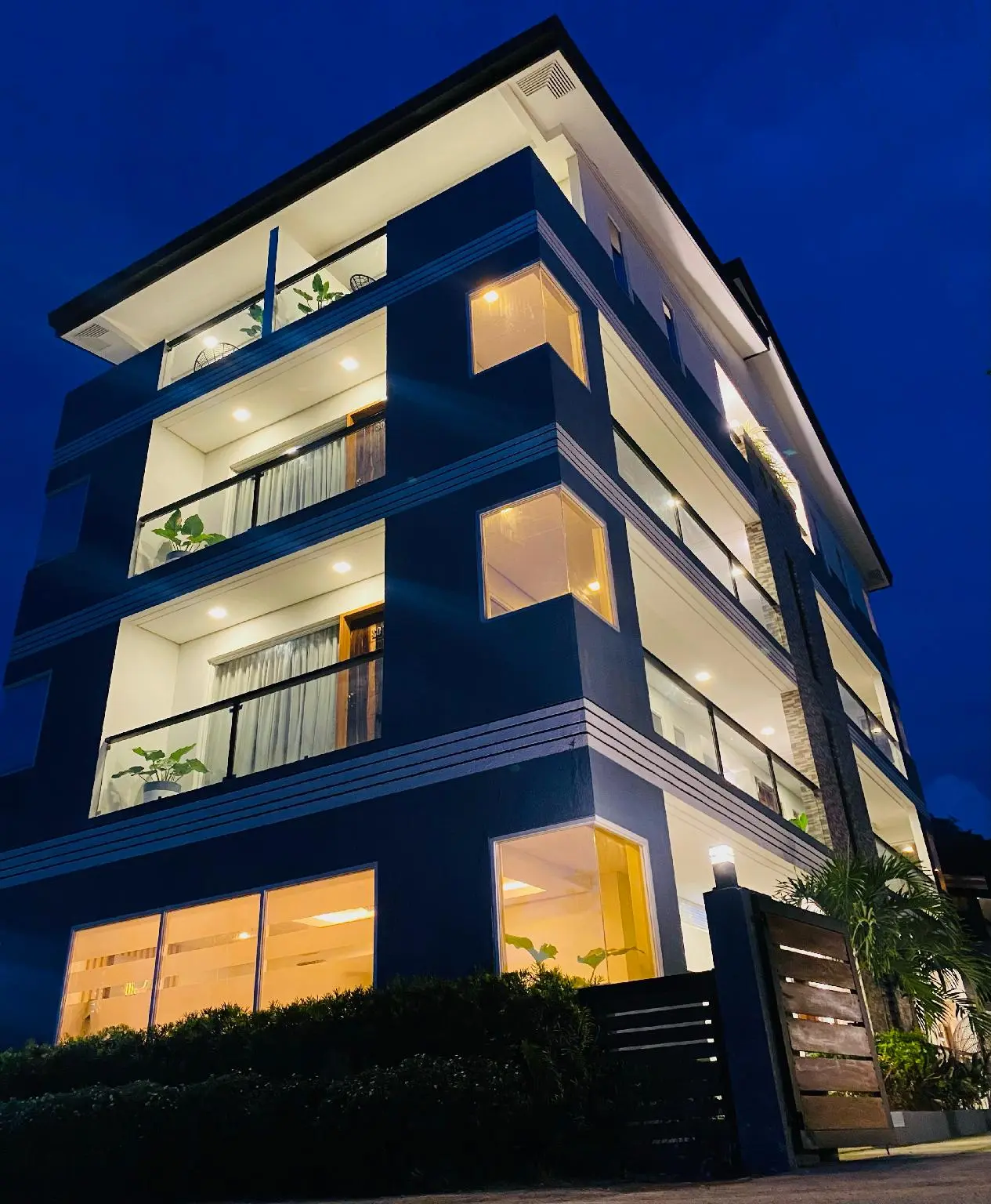 Enjoy Comfort and Affordability at Bill Tourist Inn, El Nido